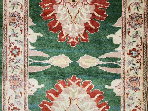 Green and Red Agra Area Rug 3'2X5'1